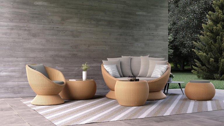 Outdoor 360° Rotating Lounge Chair in Seashell Wicker For Sale at 1stDibs