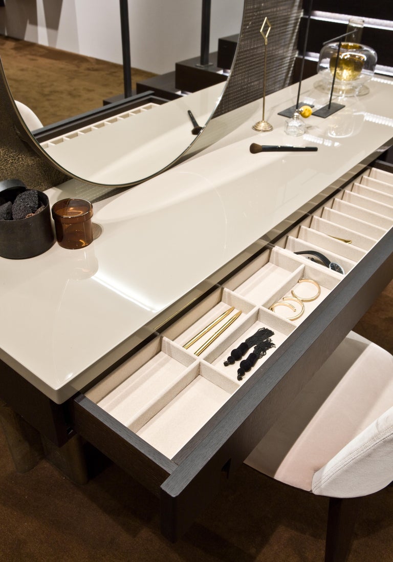 Outfit Vanity Desk by Laura Meroni For Sale at 1stDibs