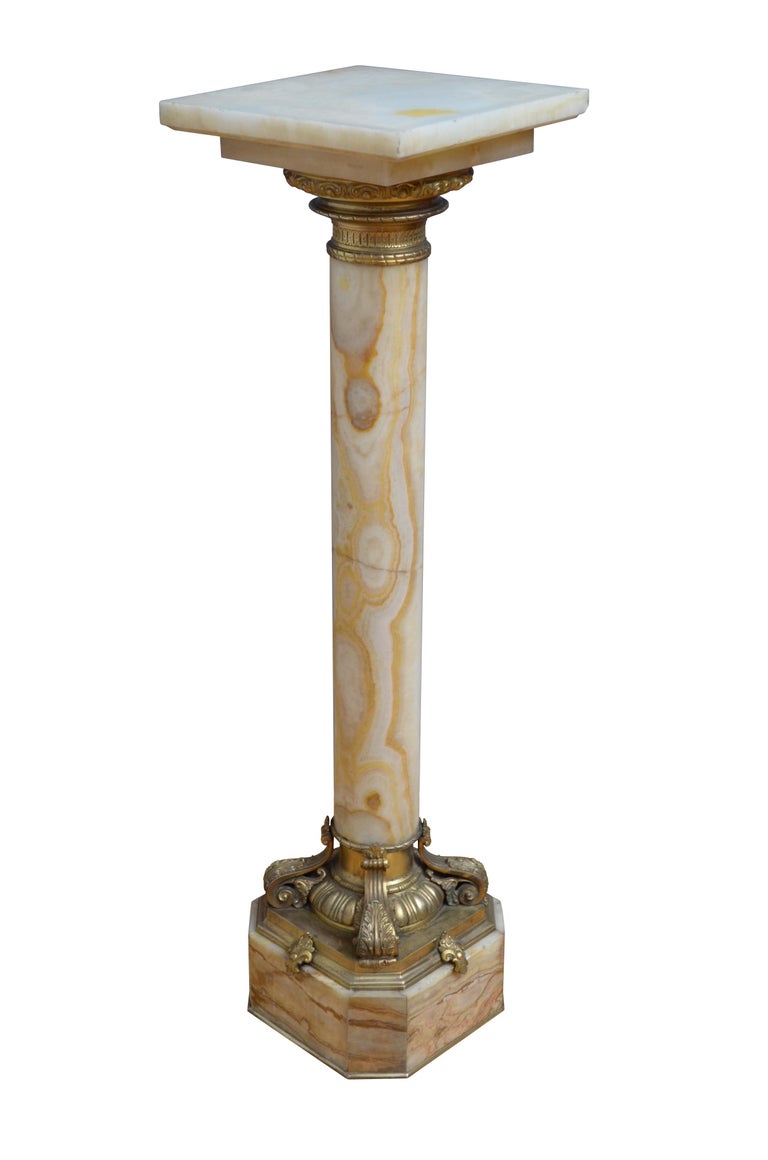 Outstanding 19th Century Marble Column For Sale at 1stDibs
