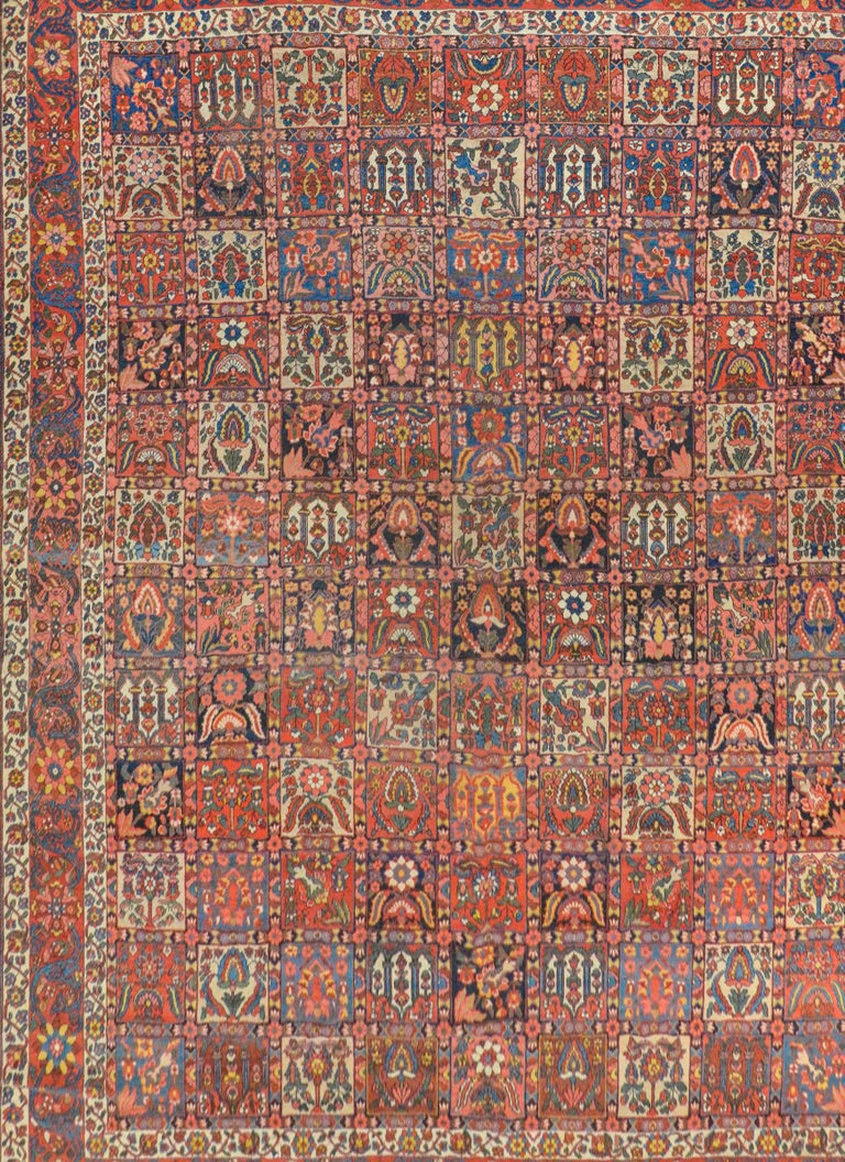 Outstanding Early 20th Century Bakhtiari Rug For Sale at 1stDibs