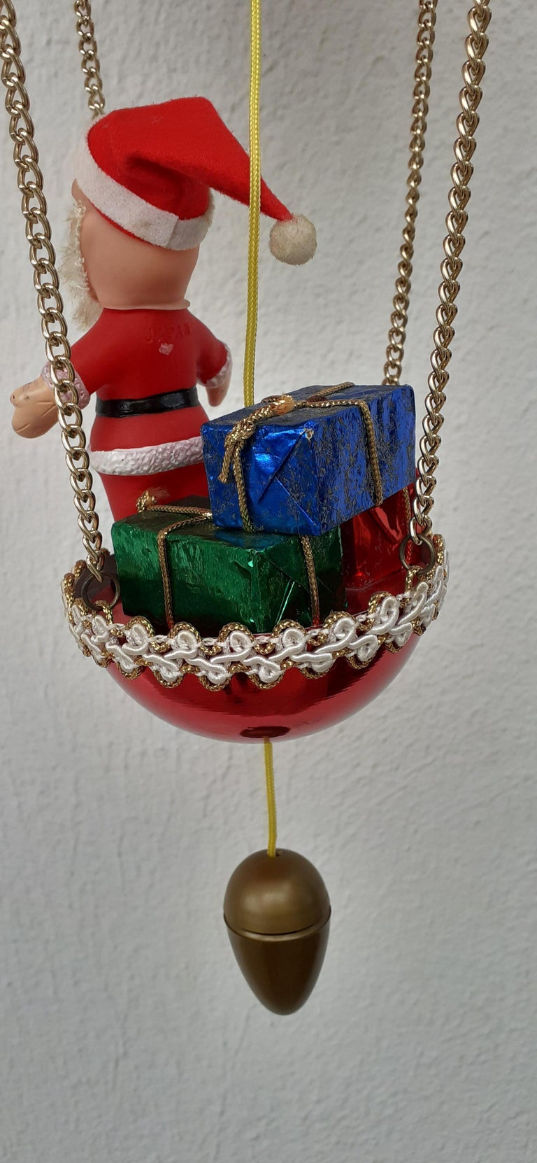 Outstanding Santa Claus Hot Air Balloon Music Box Rotating Christmas ...