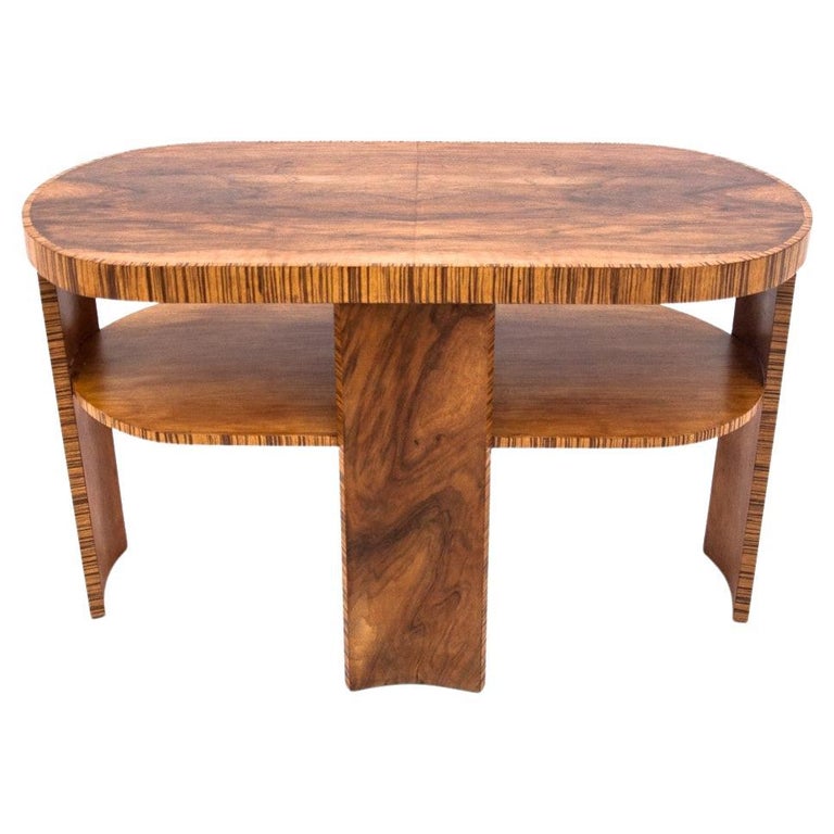 Ovaler Art-déco-Tisch, Polen, 1950er Jahre, neu lackiert bei 1stDibs