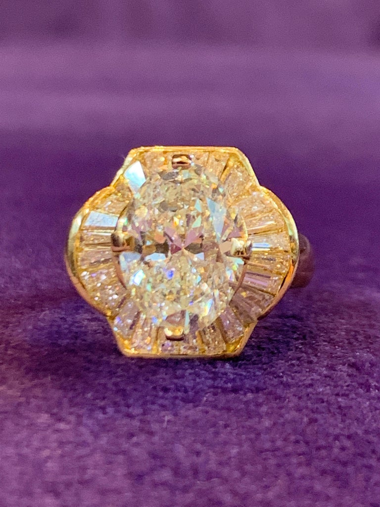 Oval Diamond Cocktail Ring For Sale at 1stDibs