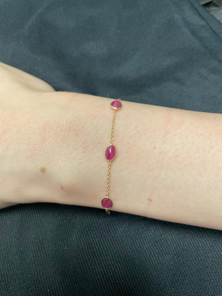 Oval Genuine Ruby 18k Yellow Gold Bracelet For Sale at 1stDibs