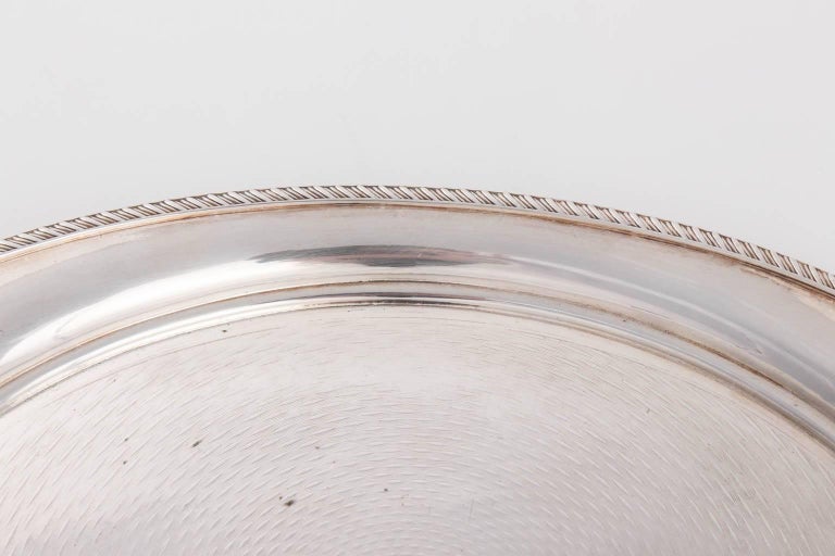 Oval Serving Tray at 1stDibs