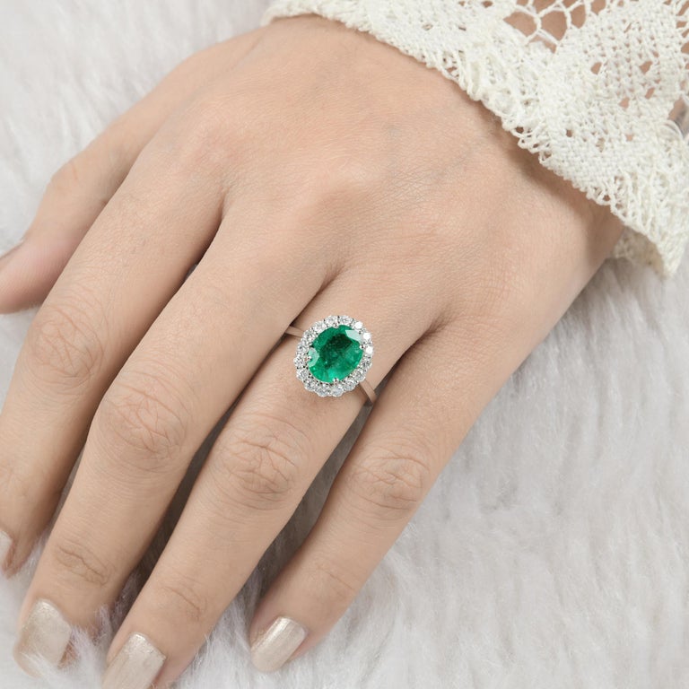 Oval Shape Emerald Gemstone Ring Diamond 14 Karat White Gold Handmade ...