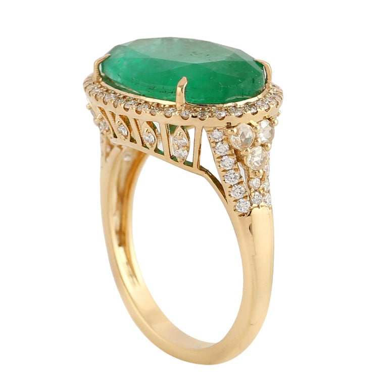 Oval Shaped Emerald Cocktail Ring With Filgree Work Made In 18k Yellow ...
