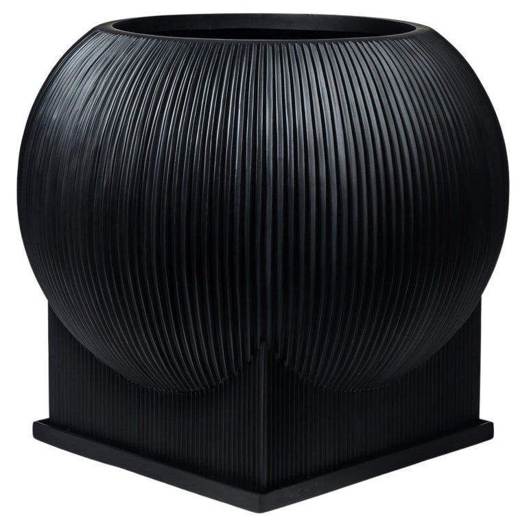Oversize Flat Blob Planter 'Black' For Sale at 1stDibs
