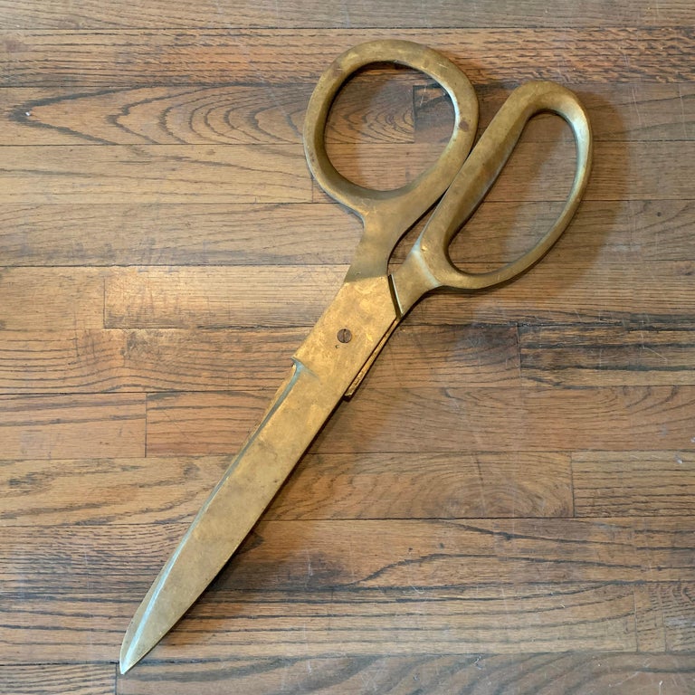 Oversized Bonze Advertising Store Display Scissors For Sale at 1stDibs ...