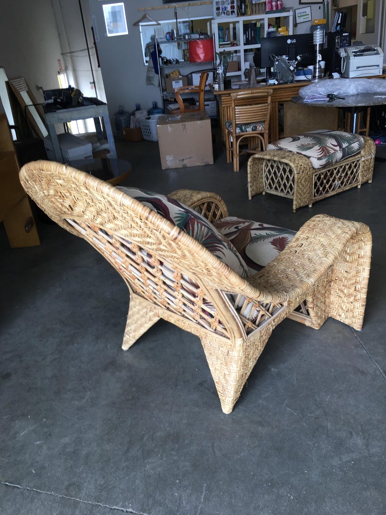 Oversized Woven Wicker "Peacock" Lounge Throne Chair w/ Matching ...