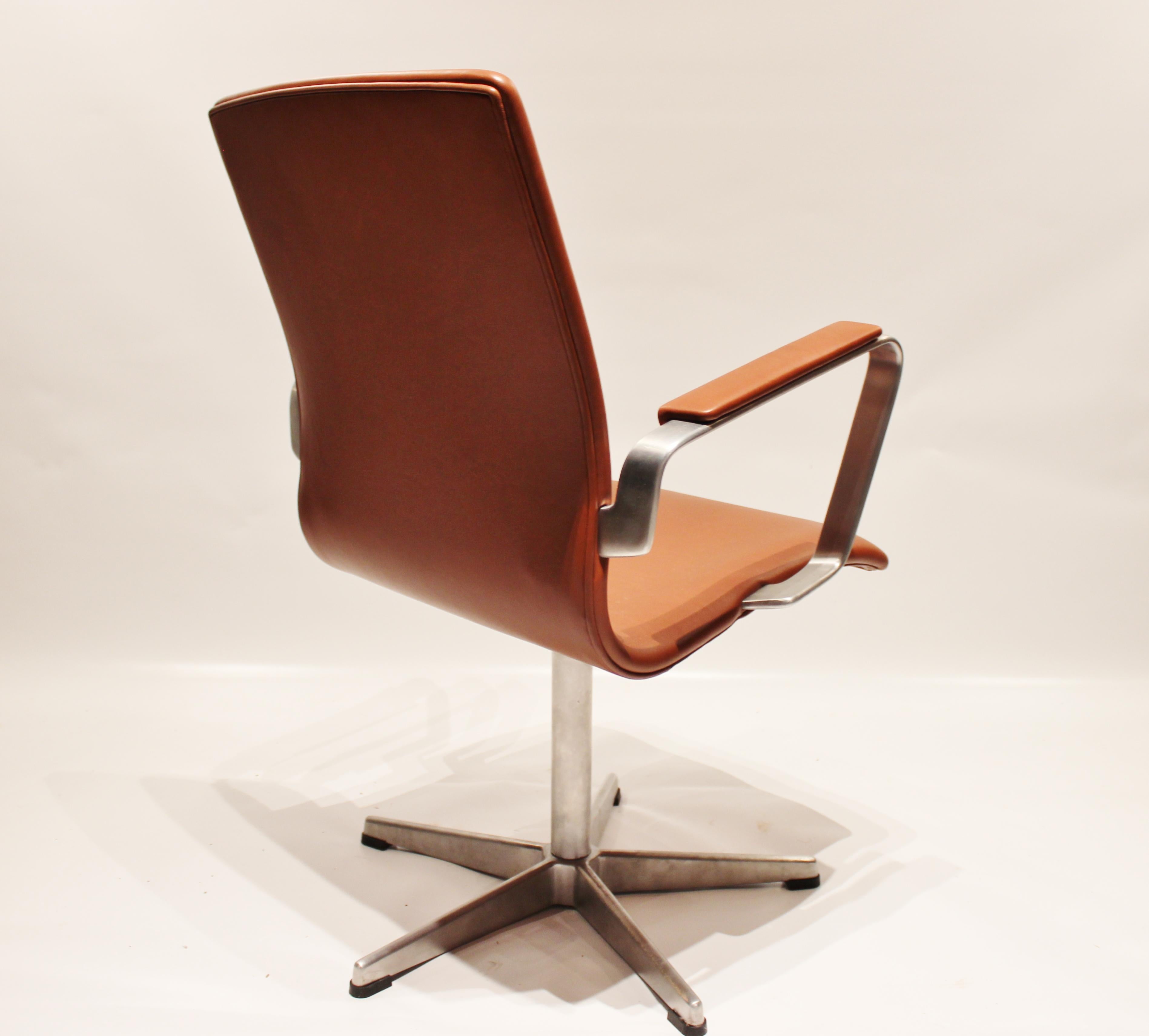 Oxford Classic Office Chair, Model 3271, by Arne Jacobsen and Fritz ...