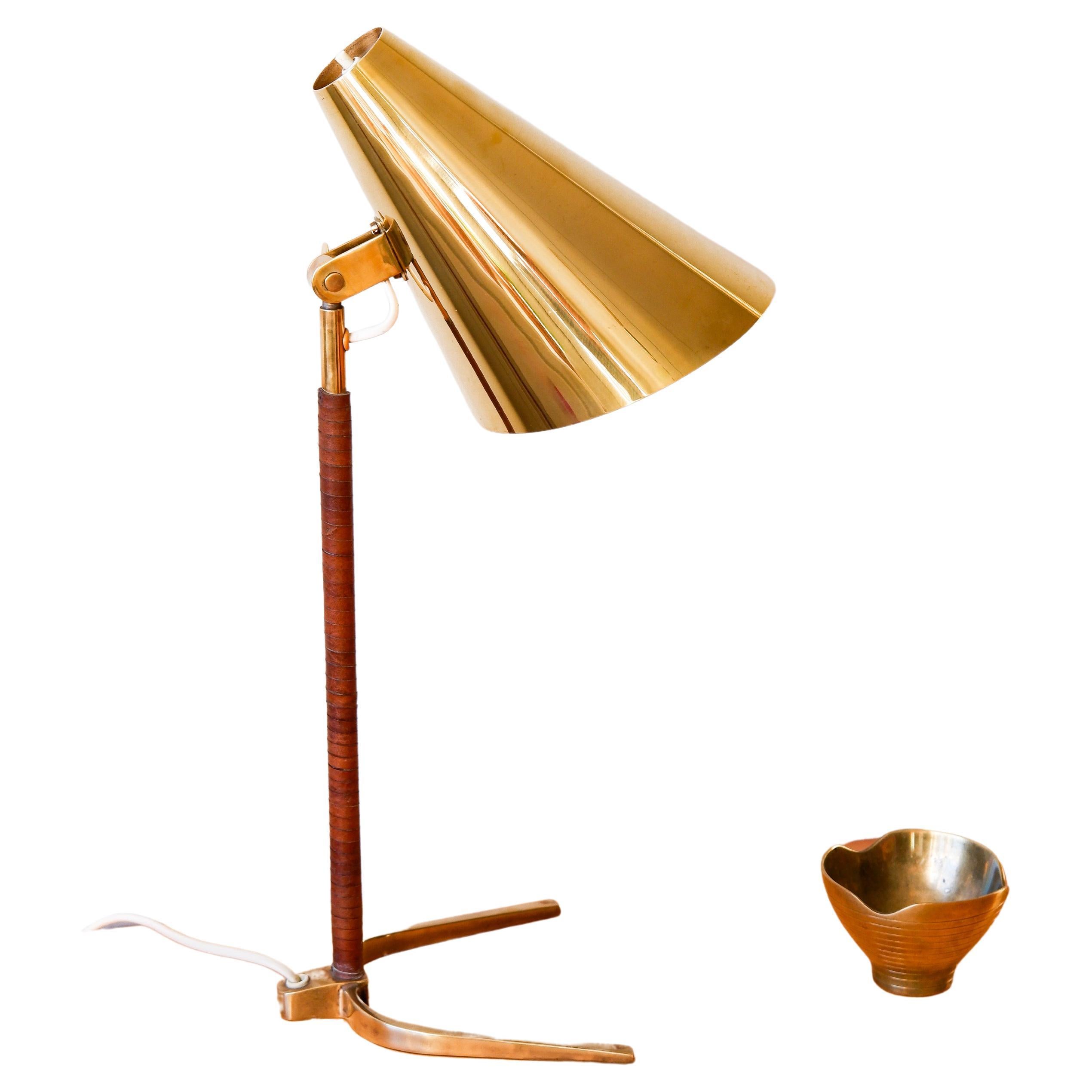 Paavo Tynell, model 9225 for TAITO, circa 1950. For Sale at 1stDibs