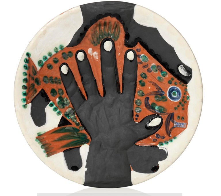 Pablo Picasso - Pablo Picasso Madoura Ceramic Plate - Mains au poisson ...