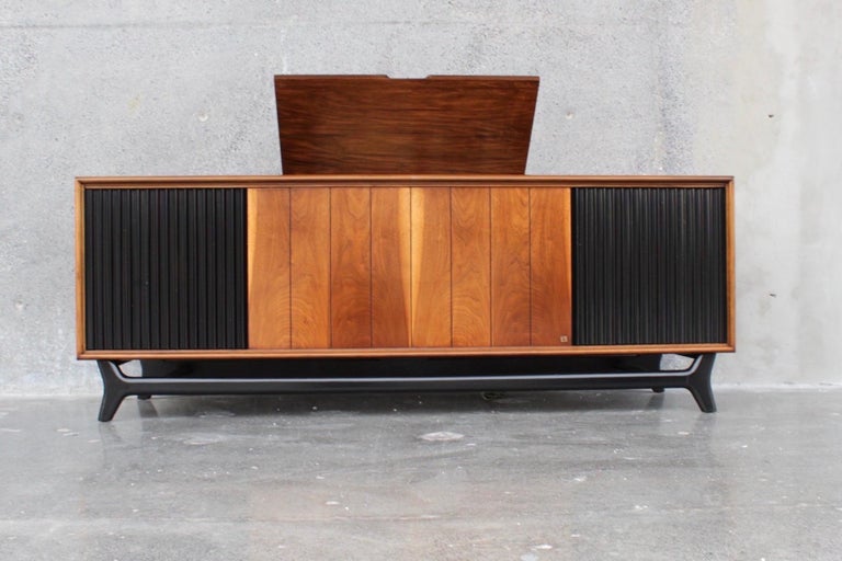 Packard Bell Mid-Century Modern Stereo Record Console For Sale at 1stDibs