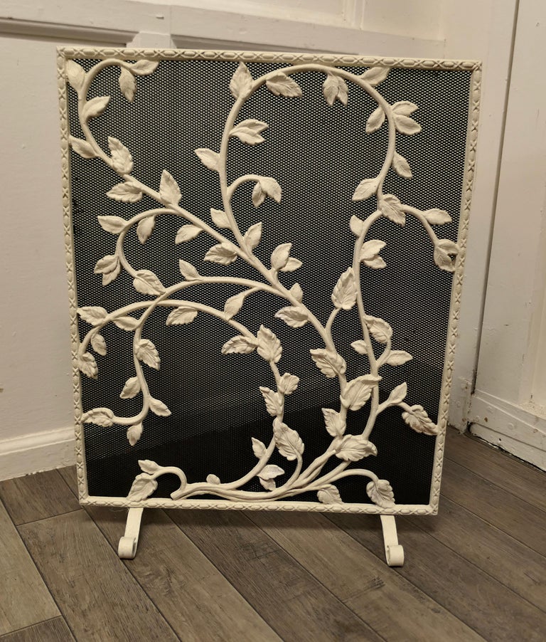 Painted Wrought Iron Fire Guard Decorated with Leaves For Sale at 1stDibs
