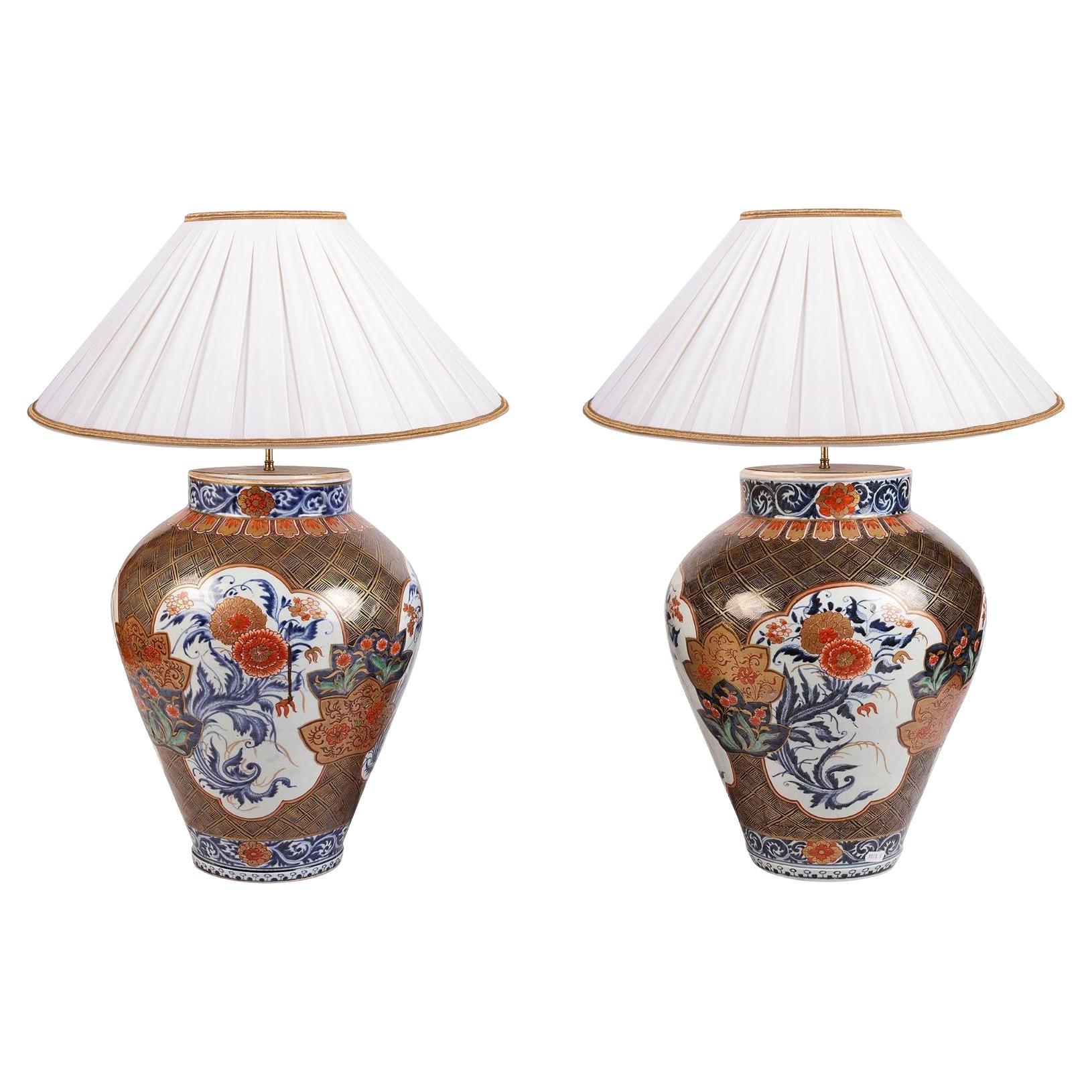 18th Century Japanese Arita porcelain vase / lamp For Sale at 1stDibs
