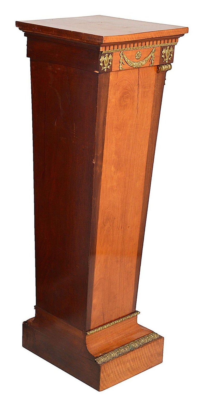 Pair 19th Century Classical Pedestals For Sale at 1stDibs