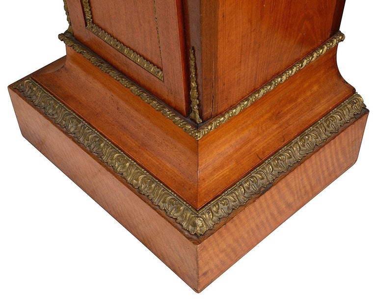 Pair 19th Century Classical Pedestals For Sale at 1stDibs