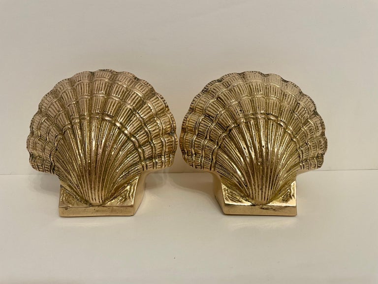 Pair Brass Scallop Or Clam Shell Seashell Bookends For Sale at 1stDibs