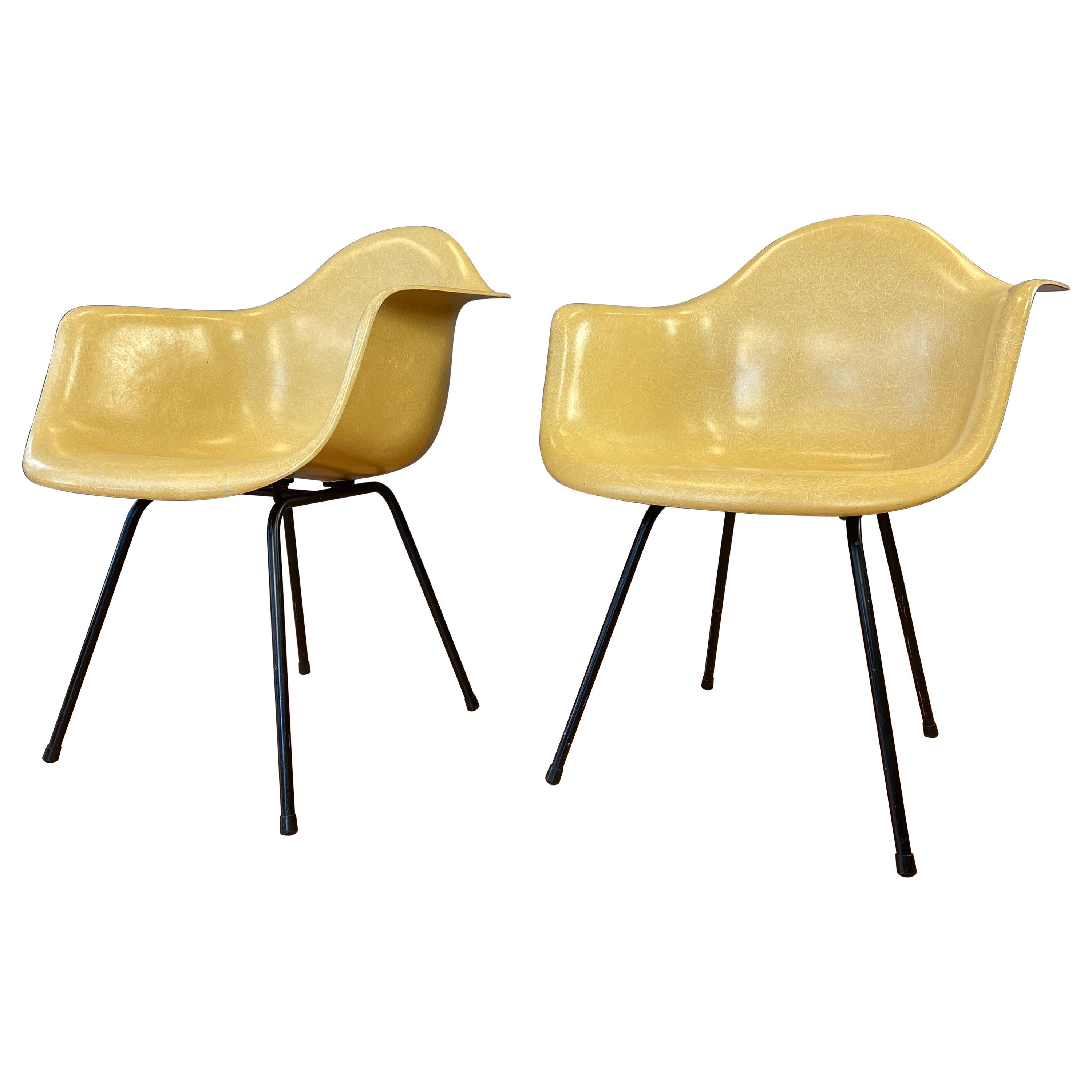 Pair of circa 1960s Charles Eames Fiberglass Shell Armchair for Herman ...