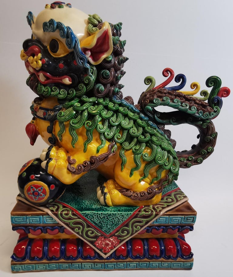 Pair of Chinese Foo Dogs For Sale at 1stDibs