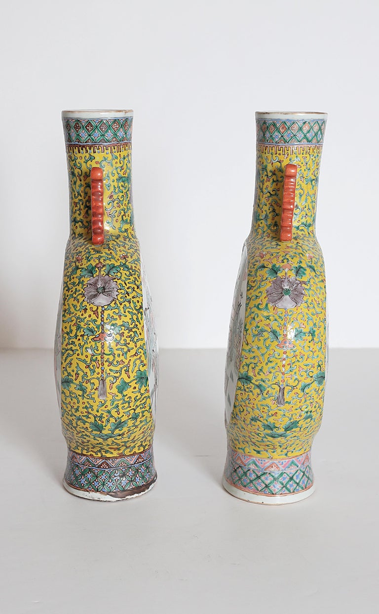 Pair of Chinese Porcelain Moon Flask Vases For Sale at 1stDibs ...