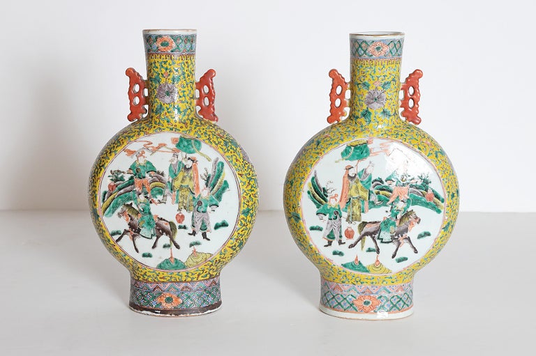Pair of Chinese Porcelain Moon Flask Vases For Sale at 1stDibs ...