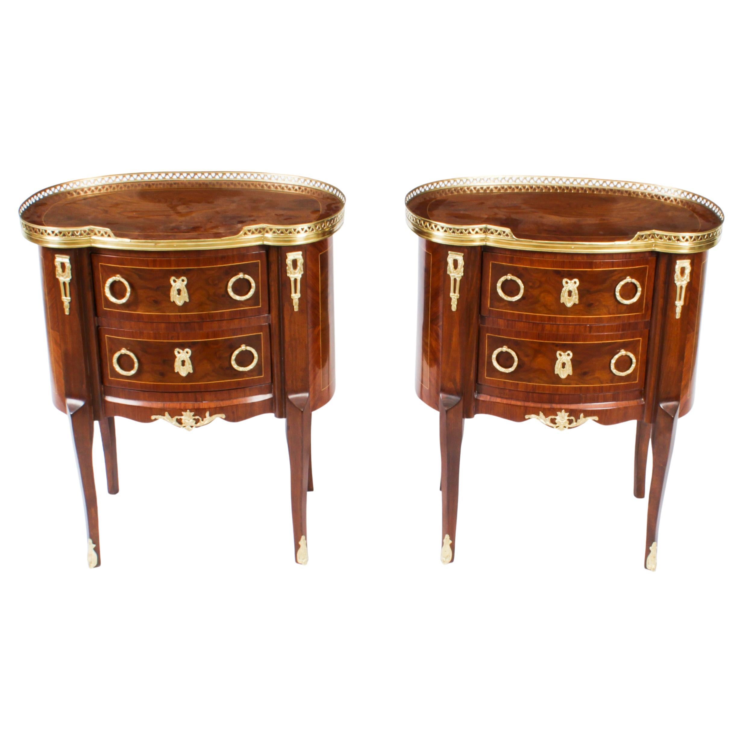 Early 20th Century Edwardian Triple Drop Flap Occasional Side Table For ...