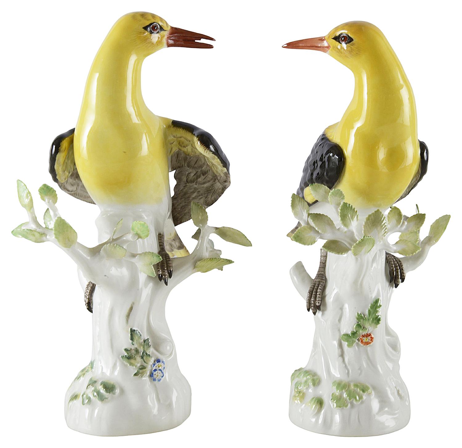 Pair Late 19th Century Meissen Porcelain Oriel Birds For Sale at 1stDibs