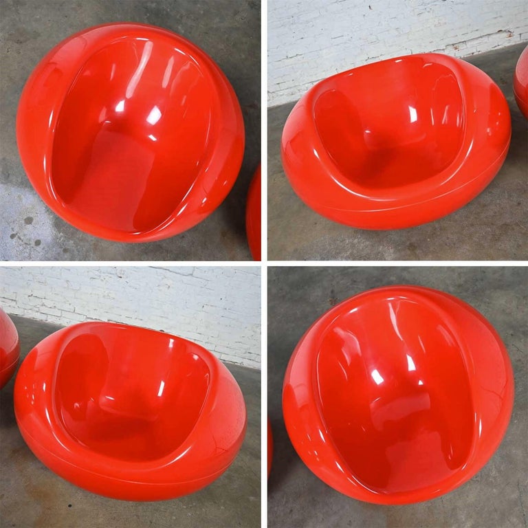 Pair MCM Red Polystyrene Original Pastil Rocking Chairs by Eero Aarnio ...