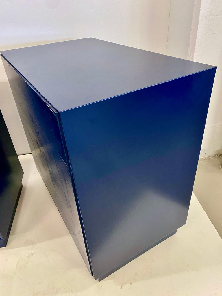 Pair Mid-Century Modern Chests in Blue Lacquer For Sale at 1stDibs