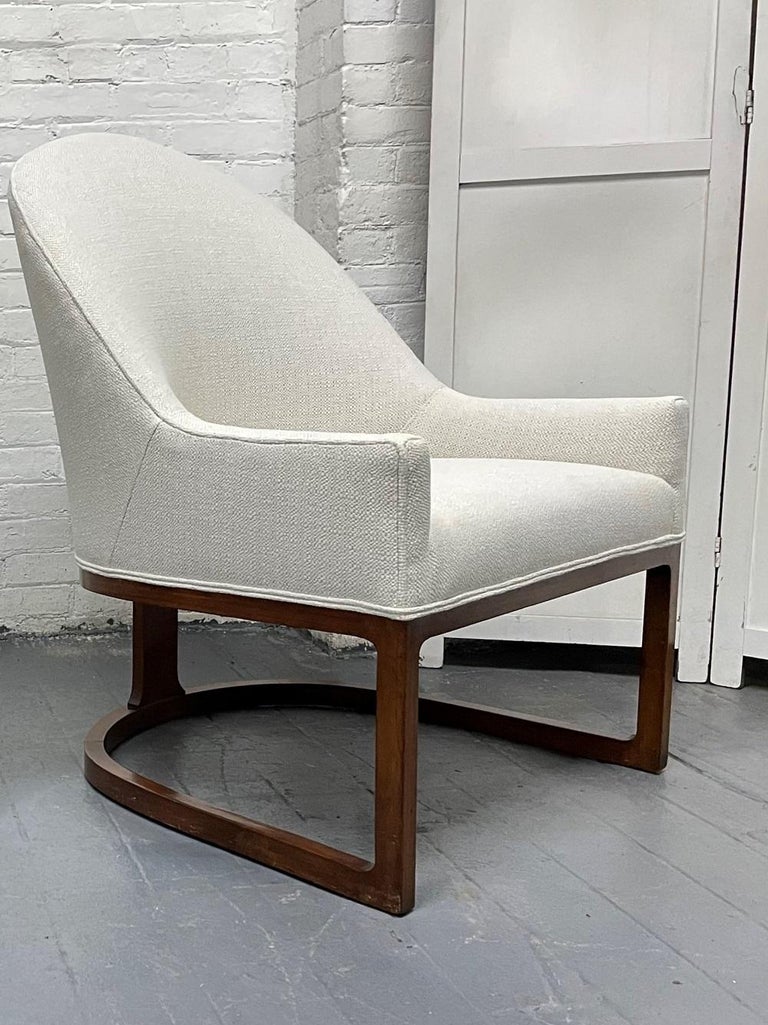 Mid-Century Modern Sculptural Pair Side Chairs For Sale at 1stDibs