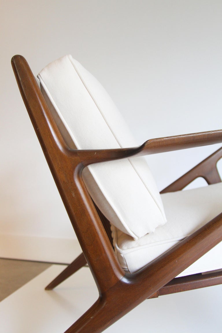 Pair of Mid-Century Modern Z Chair by Poul Jensen for Selig at 1stDibs