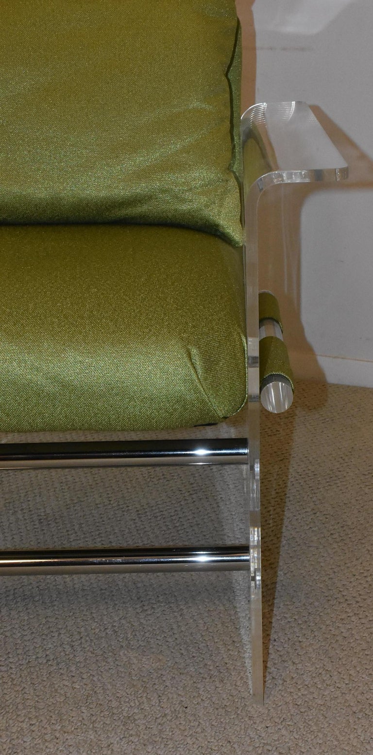 Pair of Modern Lucite And Chrome Club Chairs by Pace For Sale at 1stDibs