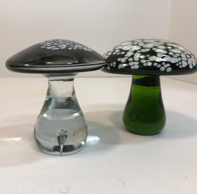 Pair of Murano Italian Art Glass Mushroom Paperweight Sculpture at ...