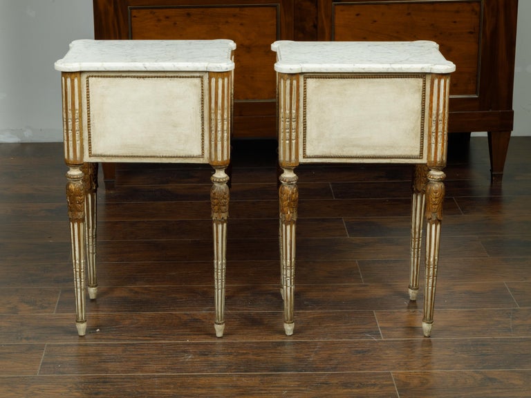 Pair of 1900s French Neoclassical Style Painted and Gilt Wood Bedside ...