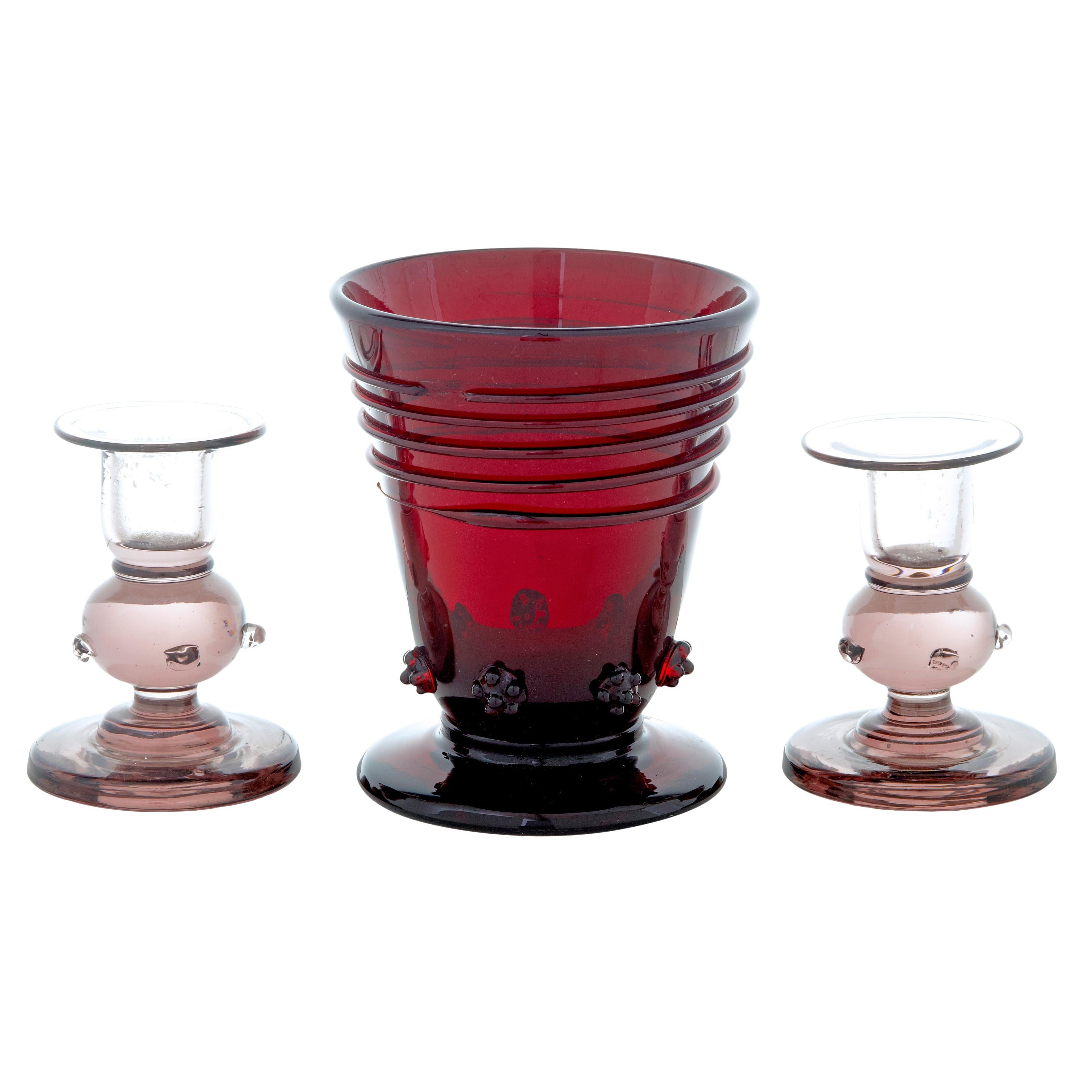 Reijmyre Glas/Vase in Red Glass Designed by Monica Bratt for Reijmyre ...