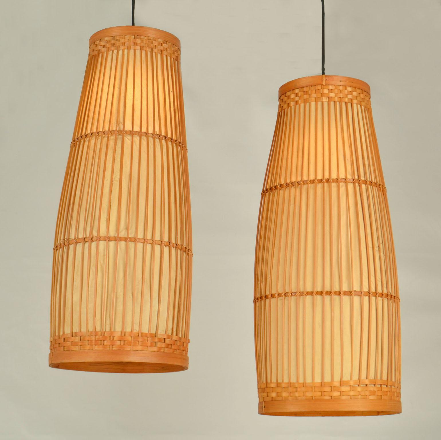 Pair of 1970's Japanese Lanterns in Rice Paper and Bamboo Cane For Sale ...