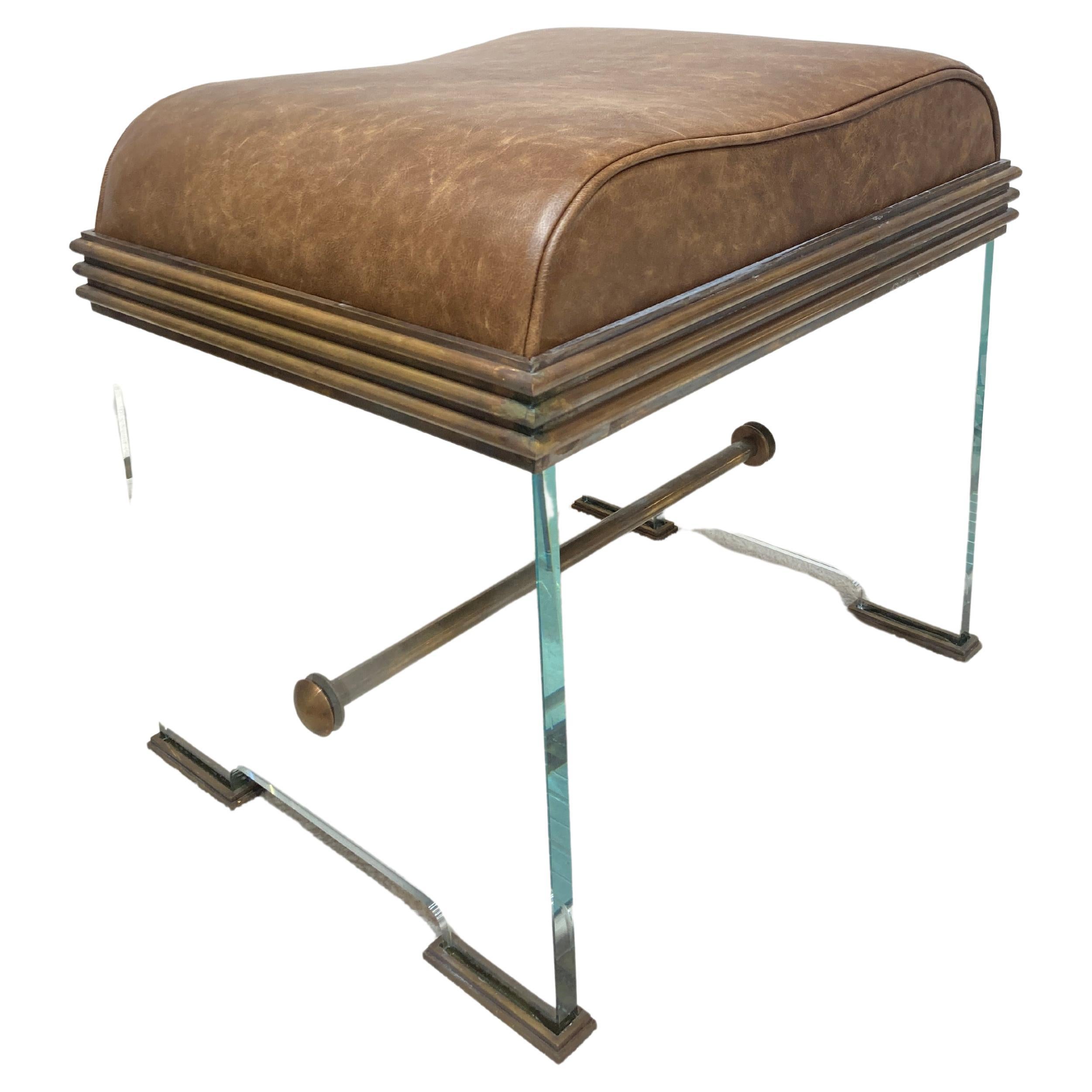 Pair of 1970's ottomans in glass by Fontana Arté For Sale at 1stDibs