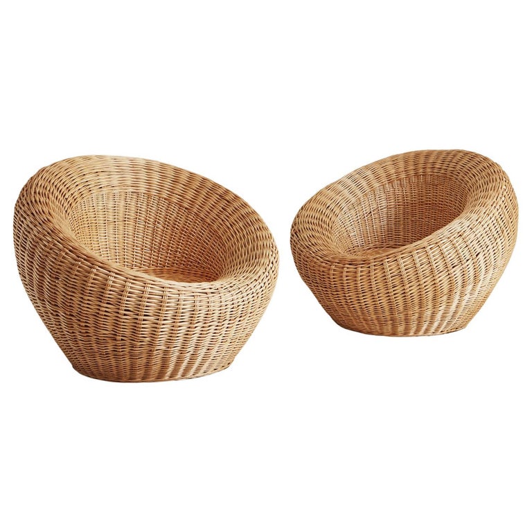 Pair of 1970s Wicker Rounded Lounge Chairs in the Style of Isamu ...