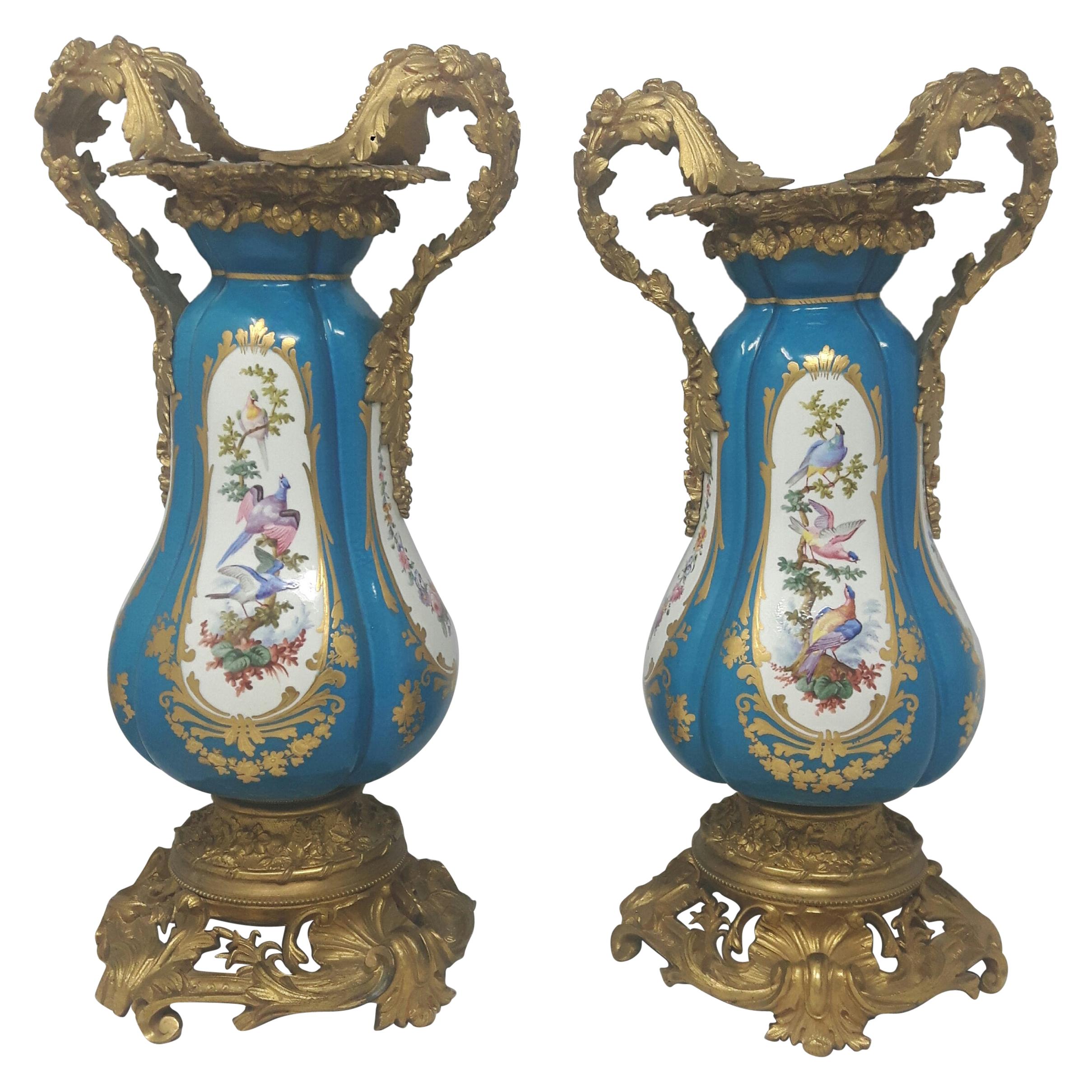 English Vases - 485 For Sale at 1stdibs