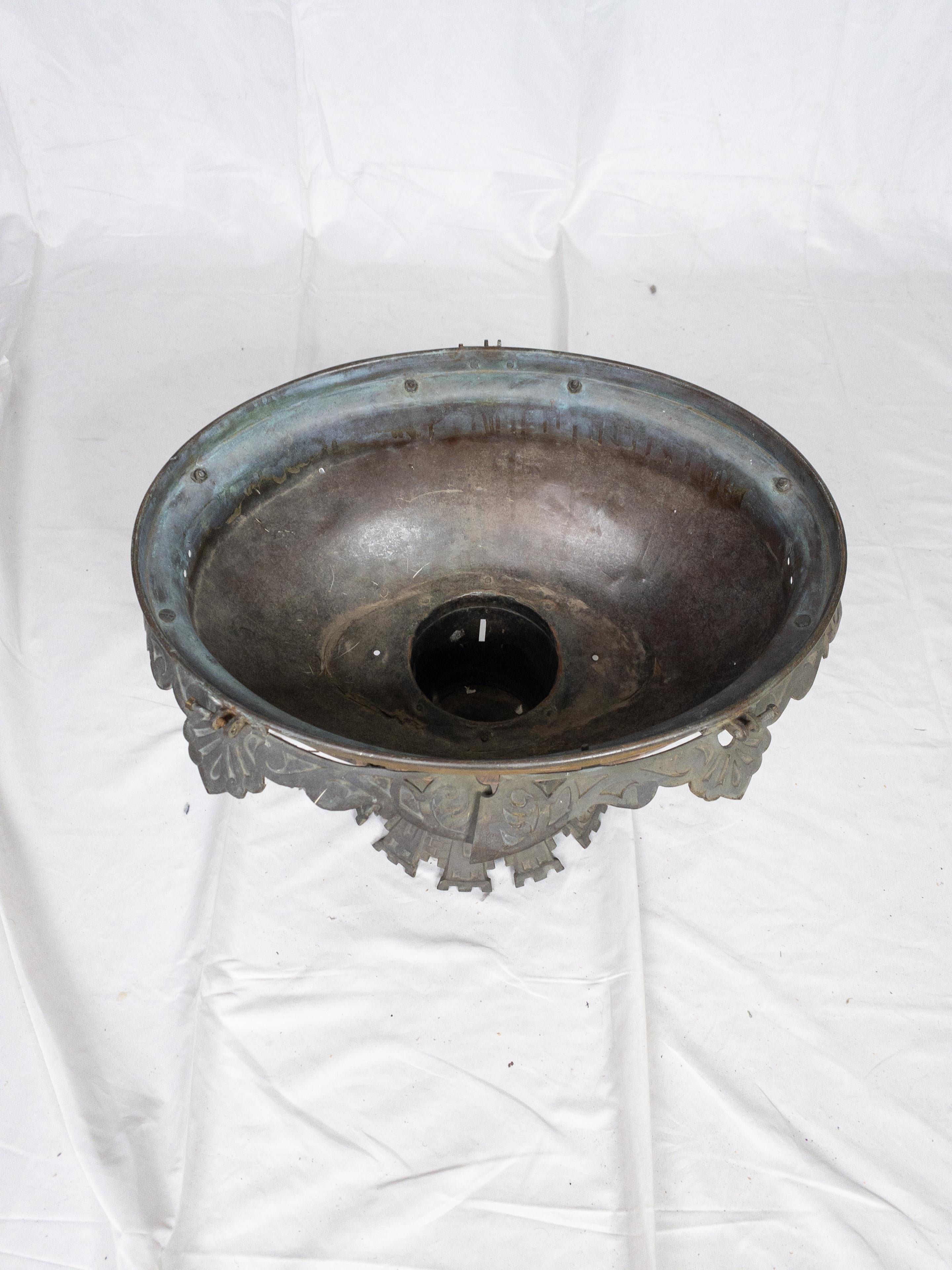 Pair of 19th Century Victorian Style Copper Urns For Sale at 1stDibs