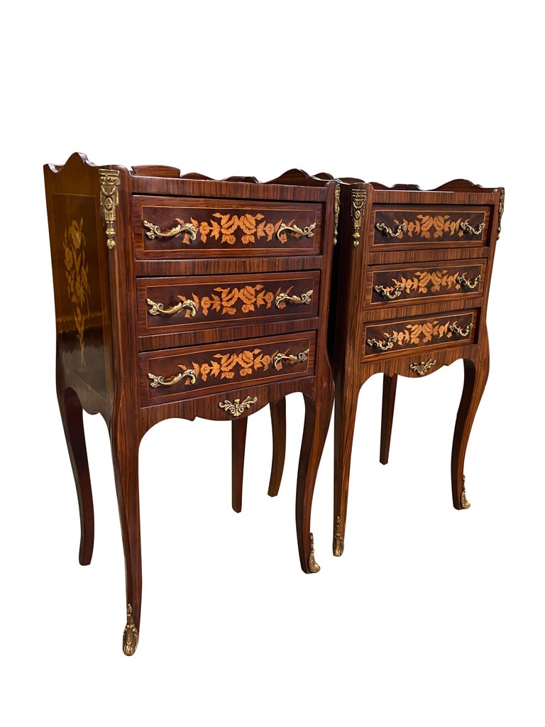 Pair of 20th Century English Regency Style Side Tables For Sale at 1stDibs
