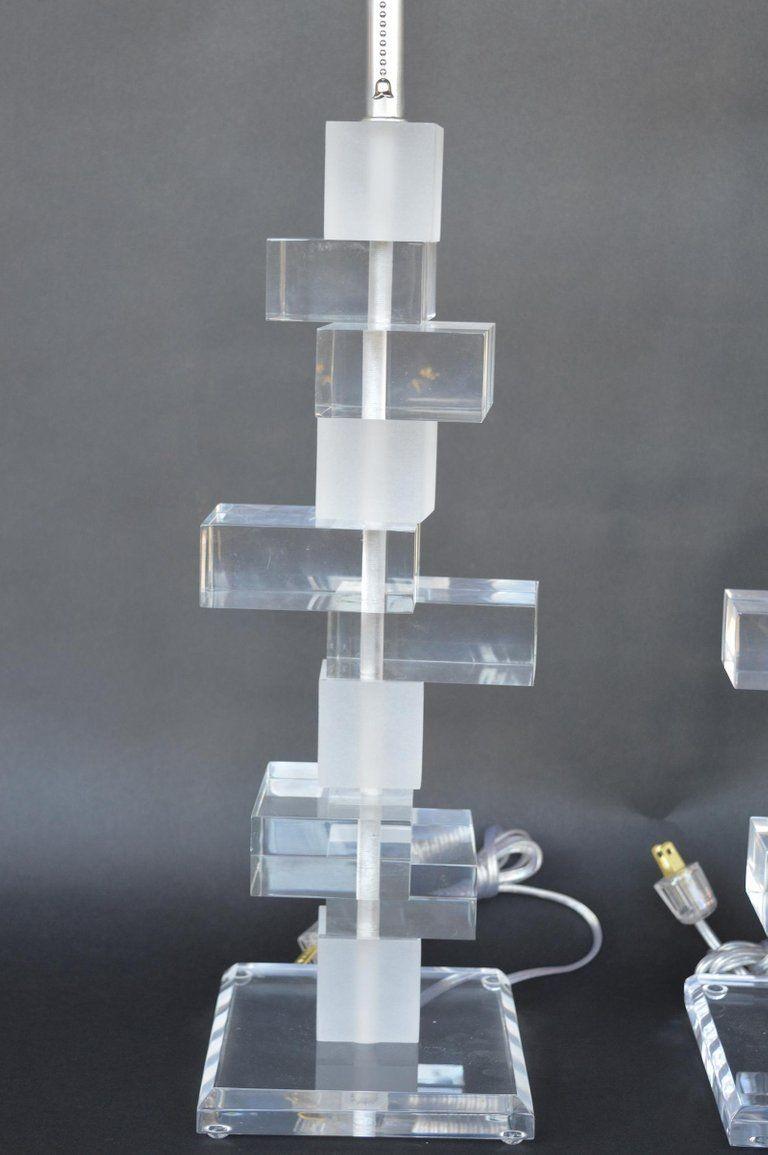 Pair of Acrylic Lamps For Sale at 1stDibs