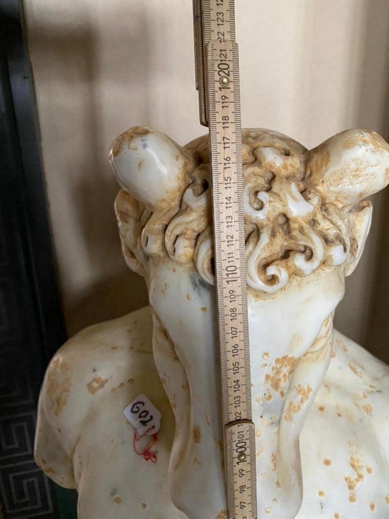 Pair of Amazing Italians Sculptures "Minotauro" 17th Century Carrara ...