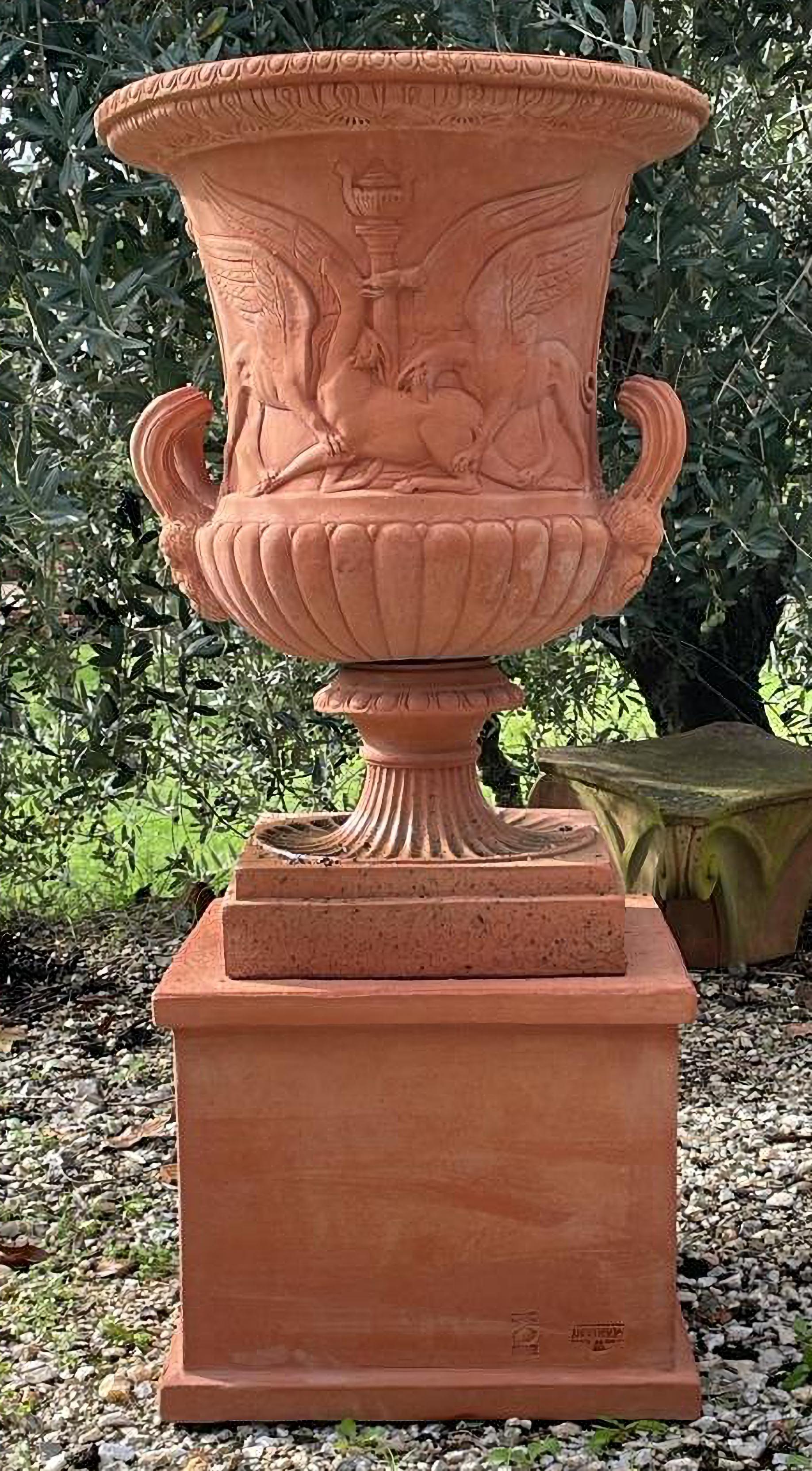 PAIR of Ancient Roman Vase " Fight of The Dragon " end 20th Century H ...