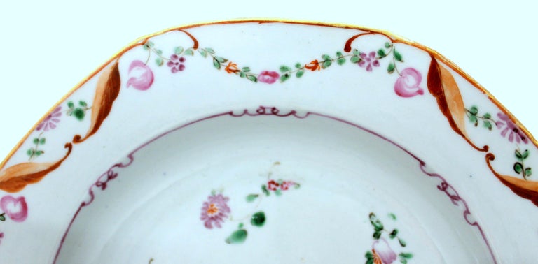 Pair of Antique English Late 18th Century "Lowestoft" Porcelain Soup ...