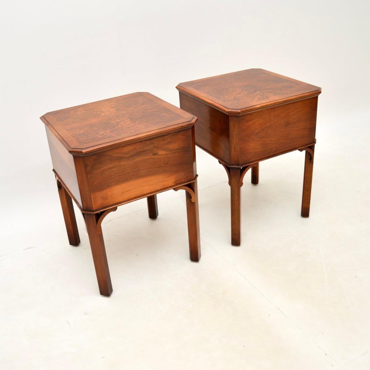 Pair of Antique Georgian Style Burr Walnut Side Tables For Sale at 1stDibs