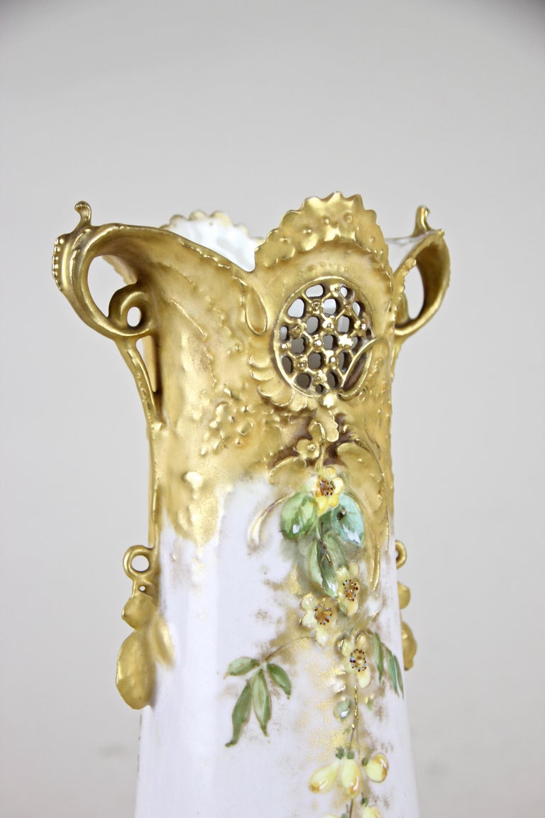 Pair of Art Nouveau Porcelain Vases by Ernst Wahliss/ Teplitz Marked ...