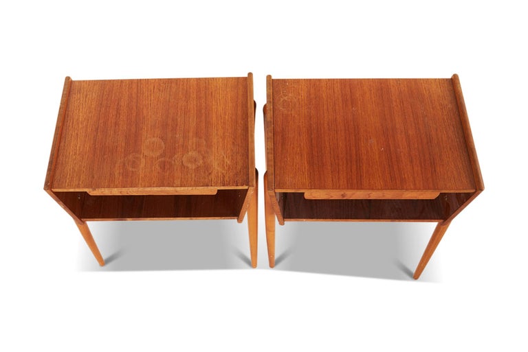 Pair of Atomic Teak Nightstands with Single Drawer For Sale at 1stDibs